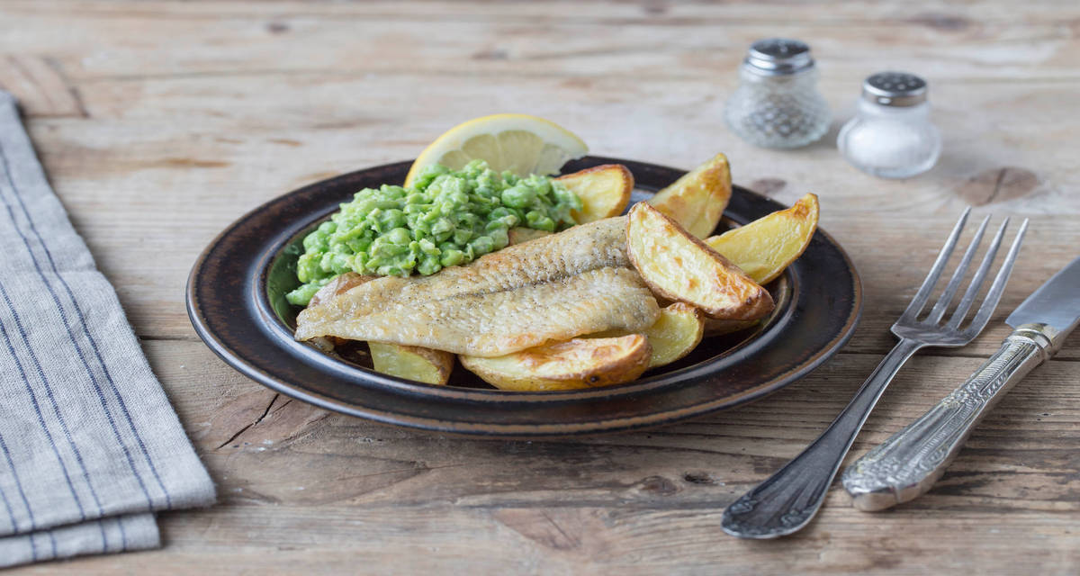 (Slightly Fancy) Fish n’ Chips n’ Mushy Peas Recipe | HelloFresh