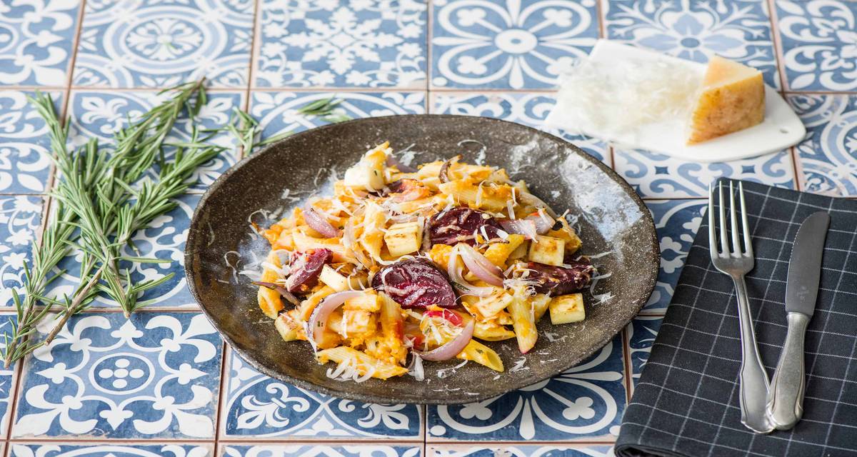 Autumn Pasta Bake with Creamy Sweet Potato Puree, Roasted Root ...