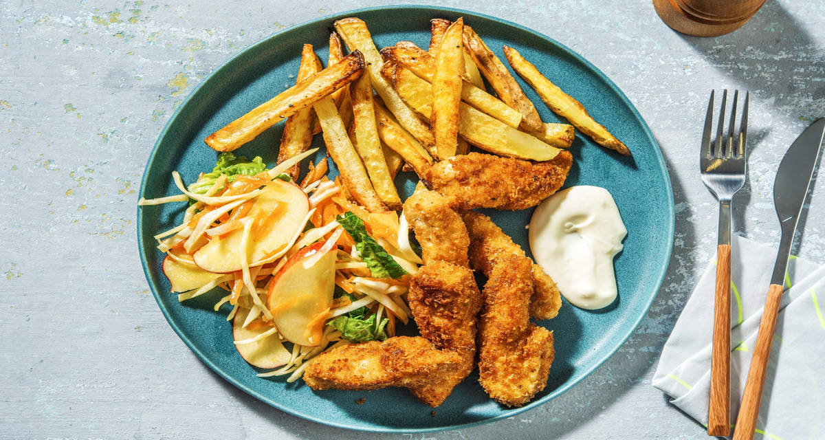 Panert kylling med kålsalat og hvitløksdressing Recipe | HelloFresh