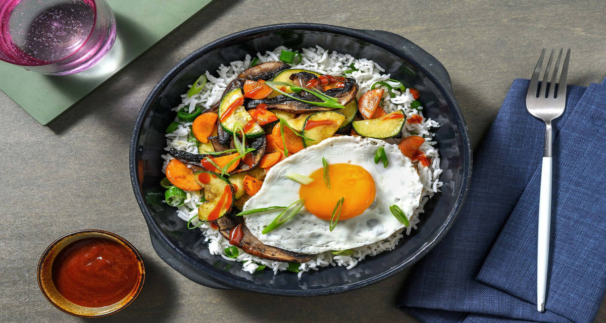Spicy Gochujang Veggie Bibimbap Bowls Recipe | HelloFresh