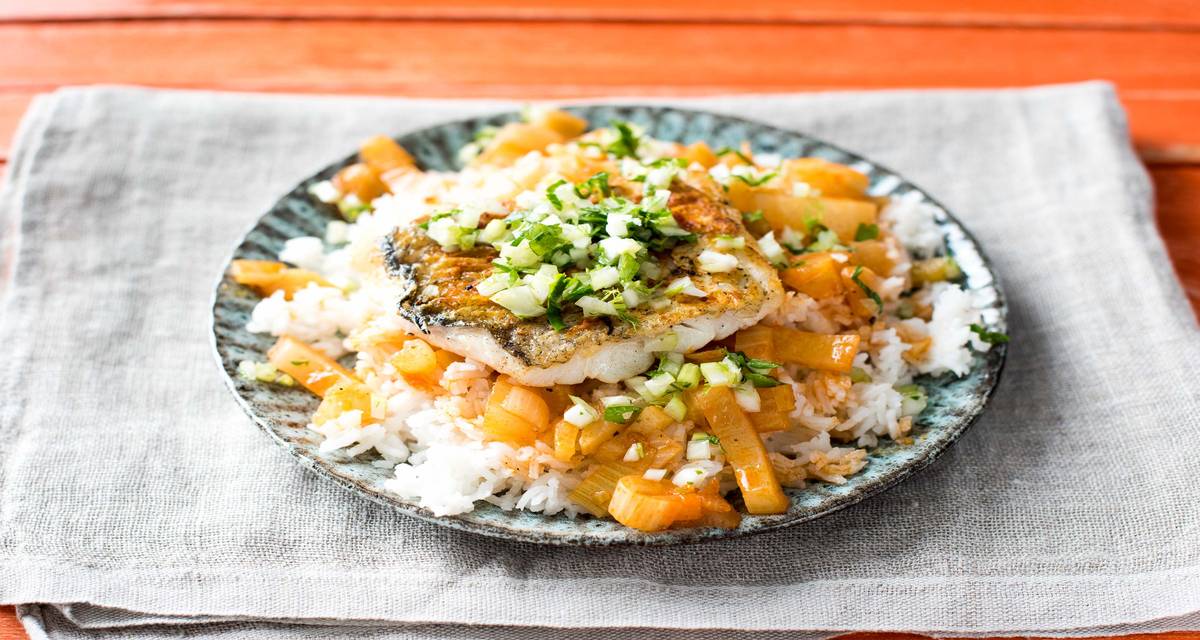 Pan Fried Paprika Cod and Fennel Moqueca Recipe | HelloFresh