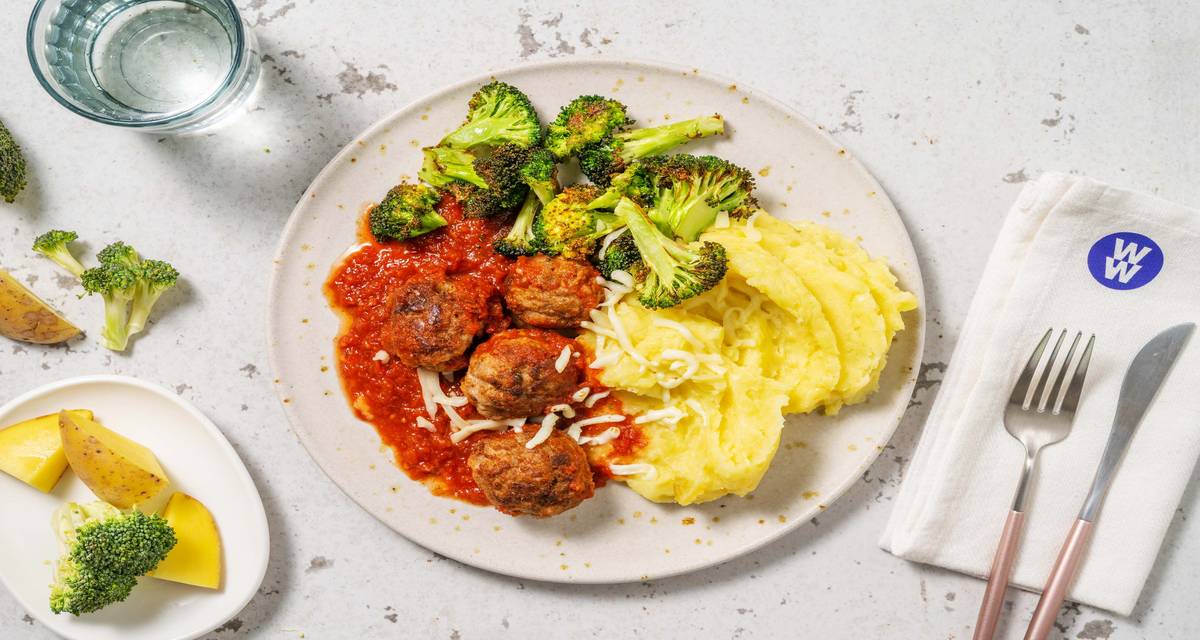 Pork Meatballs in Cajun Tomato Sauce Recipe | HelloFresh