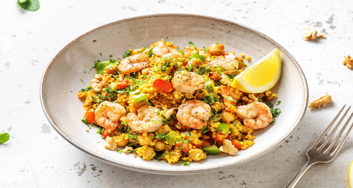 Lean and Clean Prawn Chickpea Jumble Recipe | HelloFresh