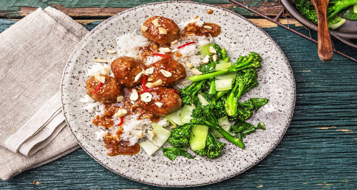 Sesame-Hoisin Meatballs Recipe | HelloFresh