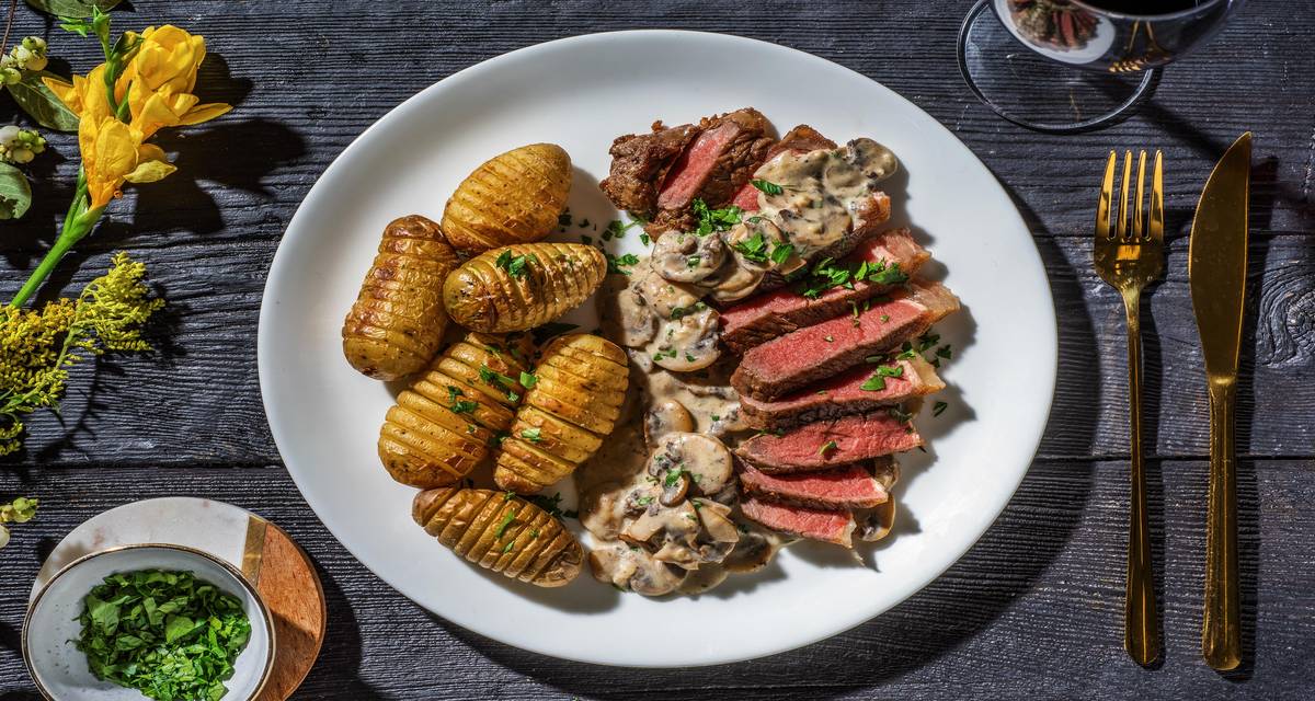 Sirloin Steak with Hasselback Potatoes Recipe | HelloFresh