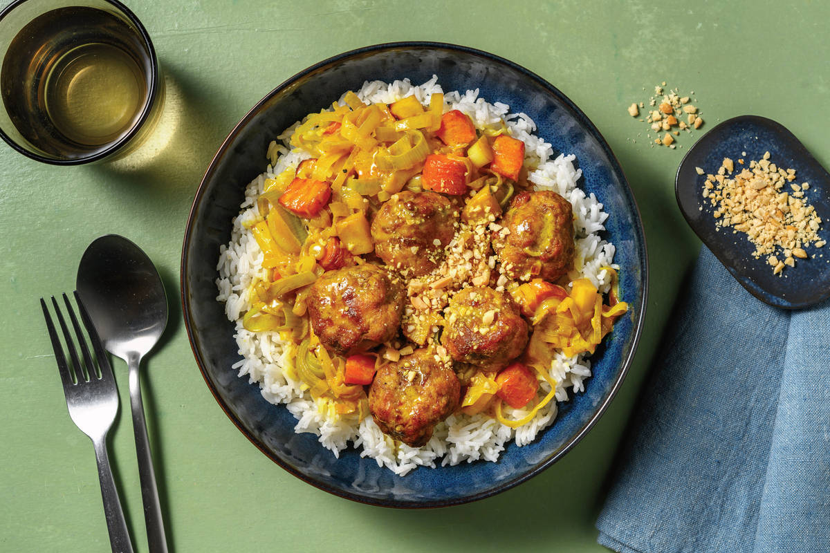 Southeast Asian Beef Meatball Curry Recipe | HelloFresh