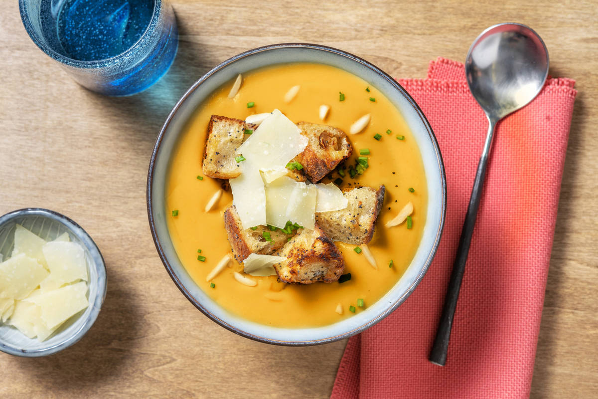 Velouté de butternut & parmesan AOP Recette | HelloFresh