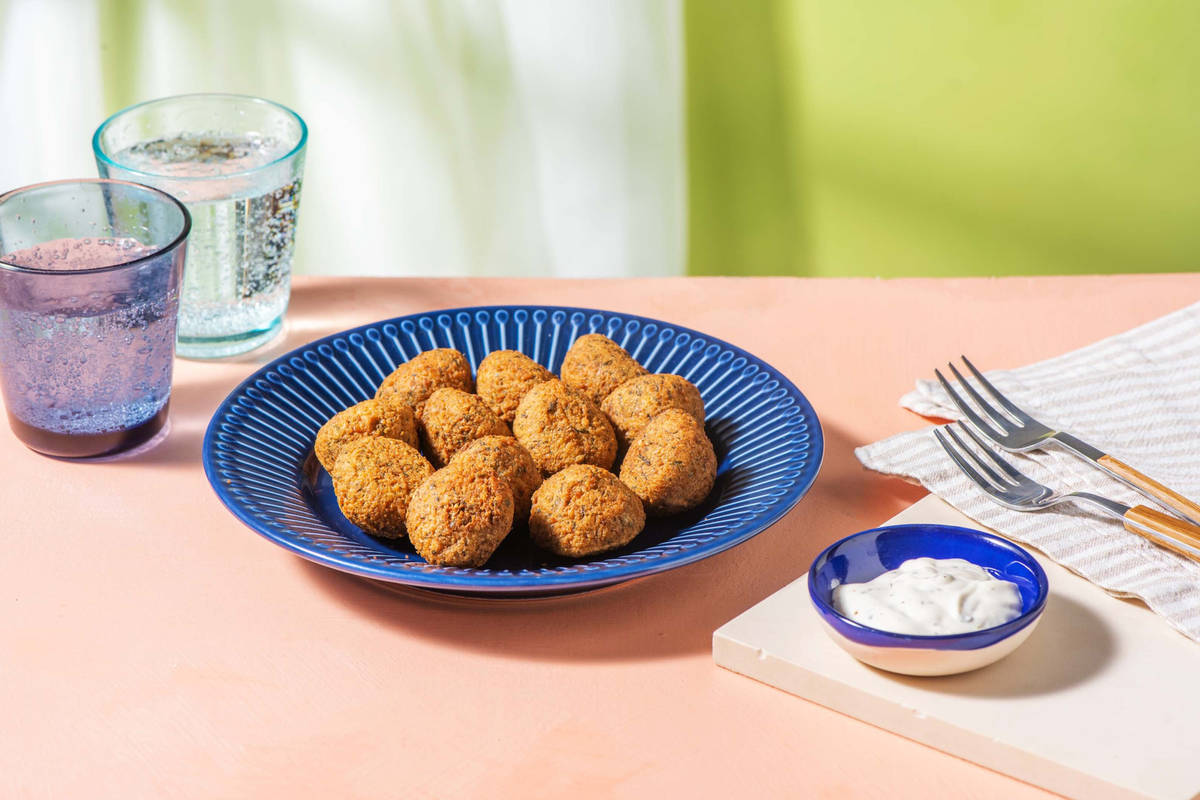Falafels & sauce fraîche à la menthe Recette | HelloFresh