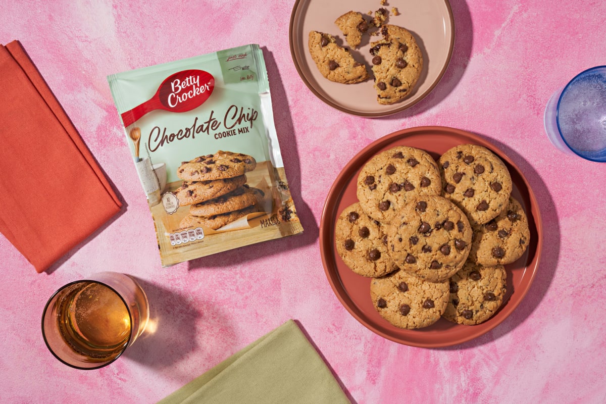 Betty Crocker s Chocolate Chip Cookie Mix Bake at home Mouthwateringly gooey cookies