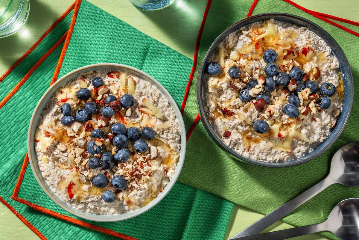 Sweet & Easy Honey Apple Bircher Muesli Recipe | HelloFresh