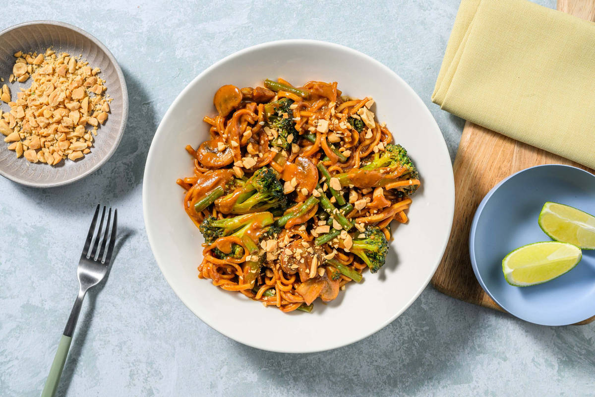 King Prawn Peanut Noodle Stir-Fry Recipe | HelloFresh