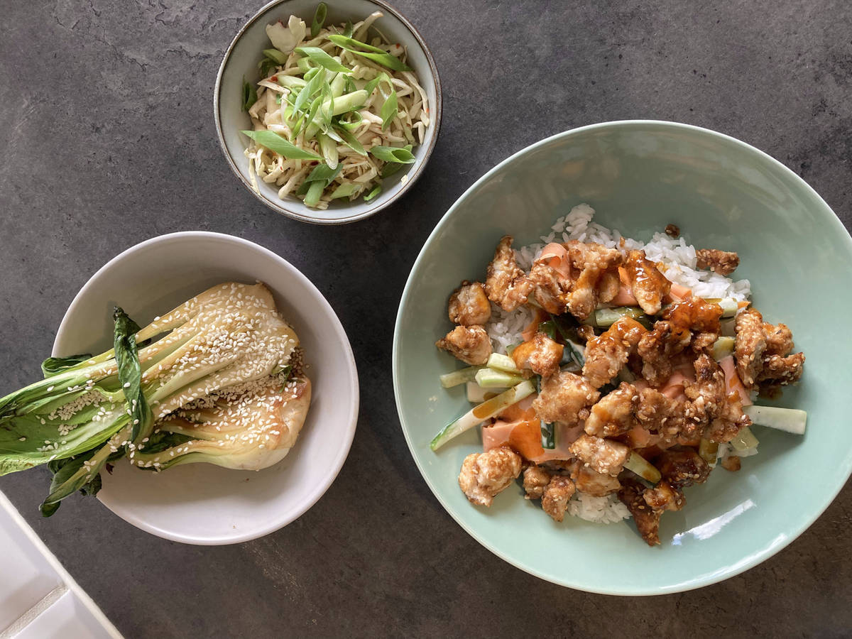Japanese fried chicken donburi Recept | HelloFresh