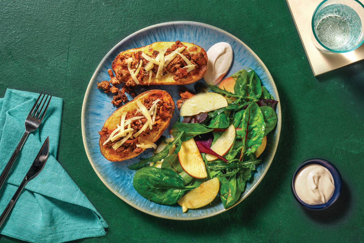 Cheesy Beef Jacket Potatoes Recipe | HelloFresh