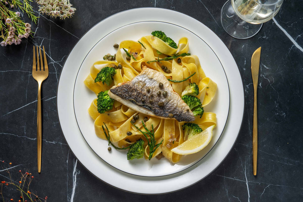 Doradefilet met zeekraal en verse pappardelle Recept | HelloFresh