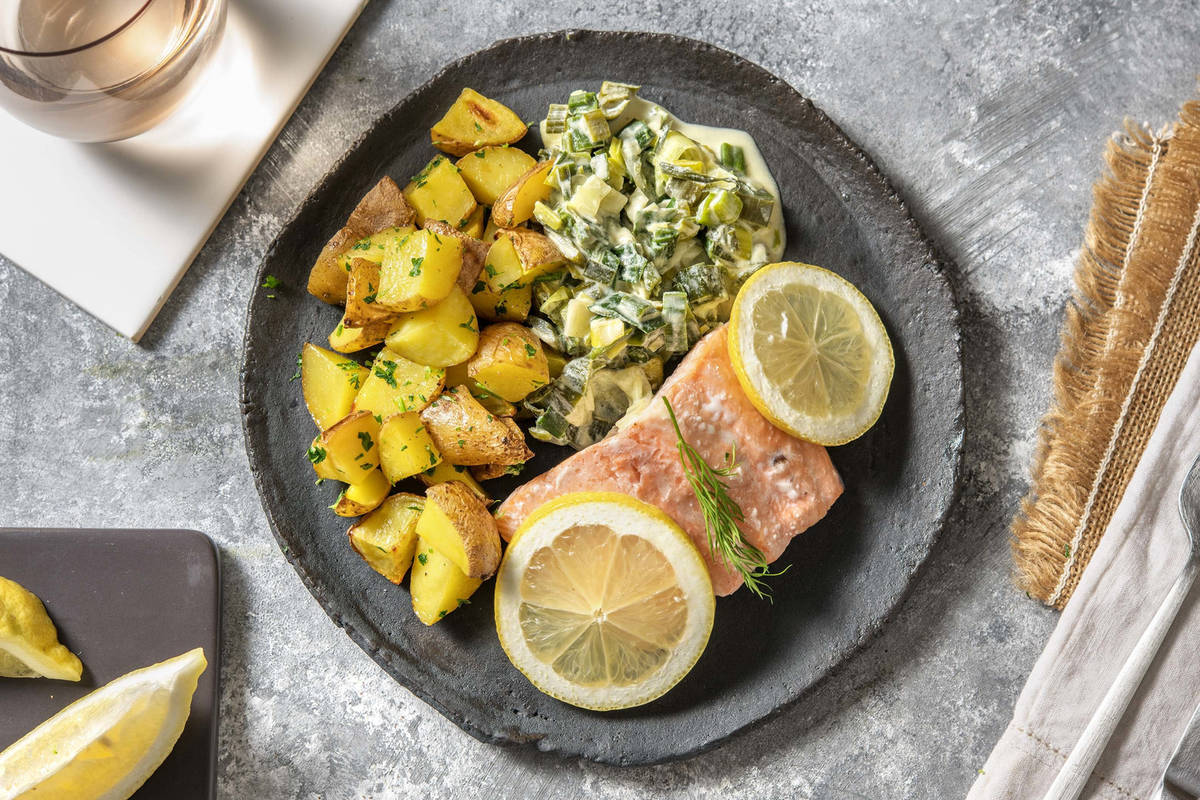 Zitronenlachs auf Rahmlauch Rezept | HelloFresh
