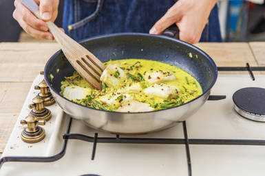 Fish Curry with Rice and Green Beans Recipe | HelloFresh