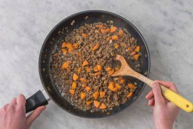 Colcannon Cottage Pie Recipe | HelloFresh