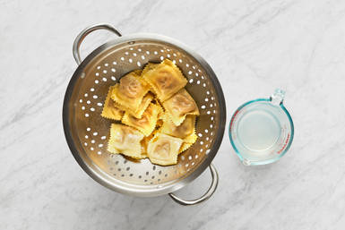 Tomato & Ricotta Stuffed Ravioli Recipe | HelloFresh