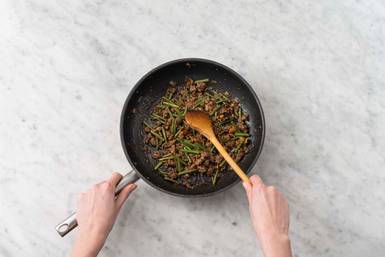 Teriyaki Beef Mince Recipe | HelloFresh