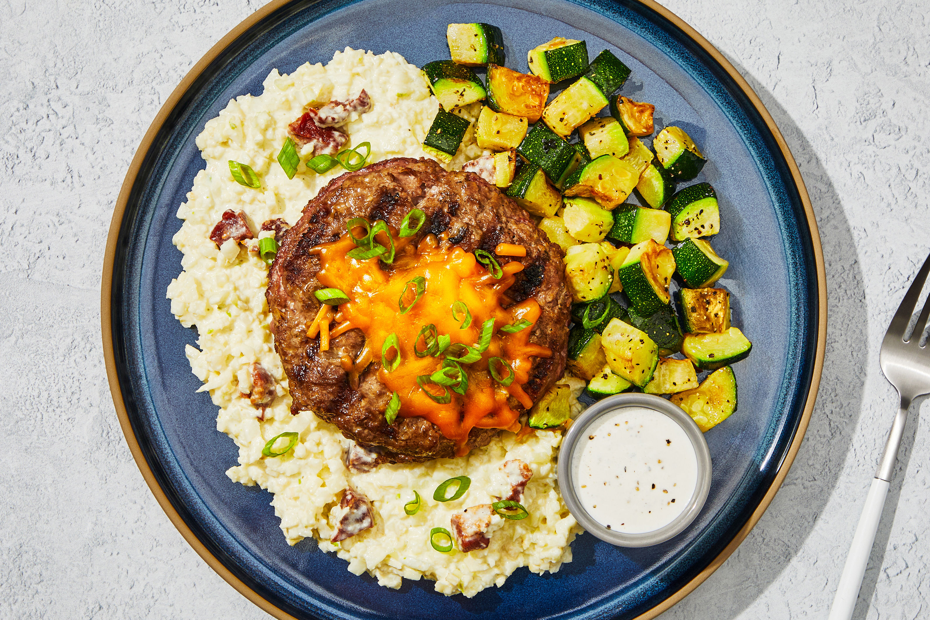 Texas Cheddar Burger & Bacon Cauli Grits Recipe | HelloFresh
