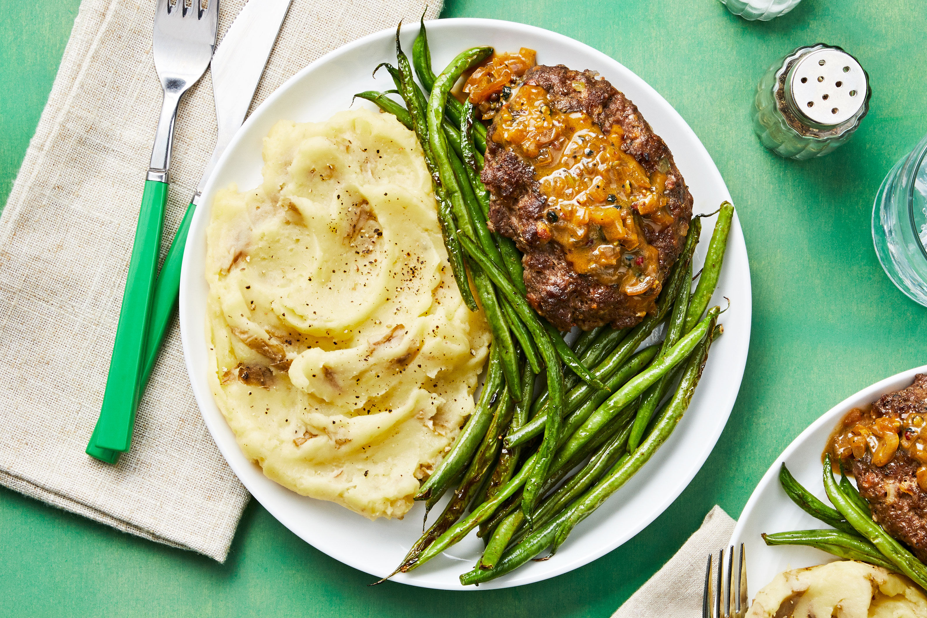 Meatloaf with Peppercorn Sauce Recipe | HelloFresh