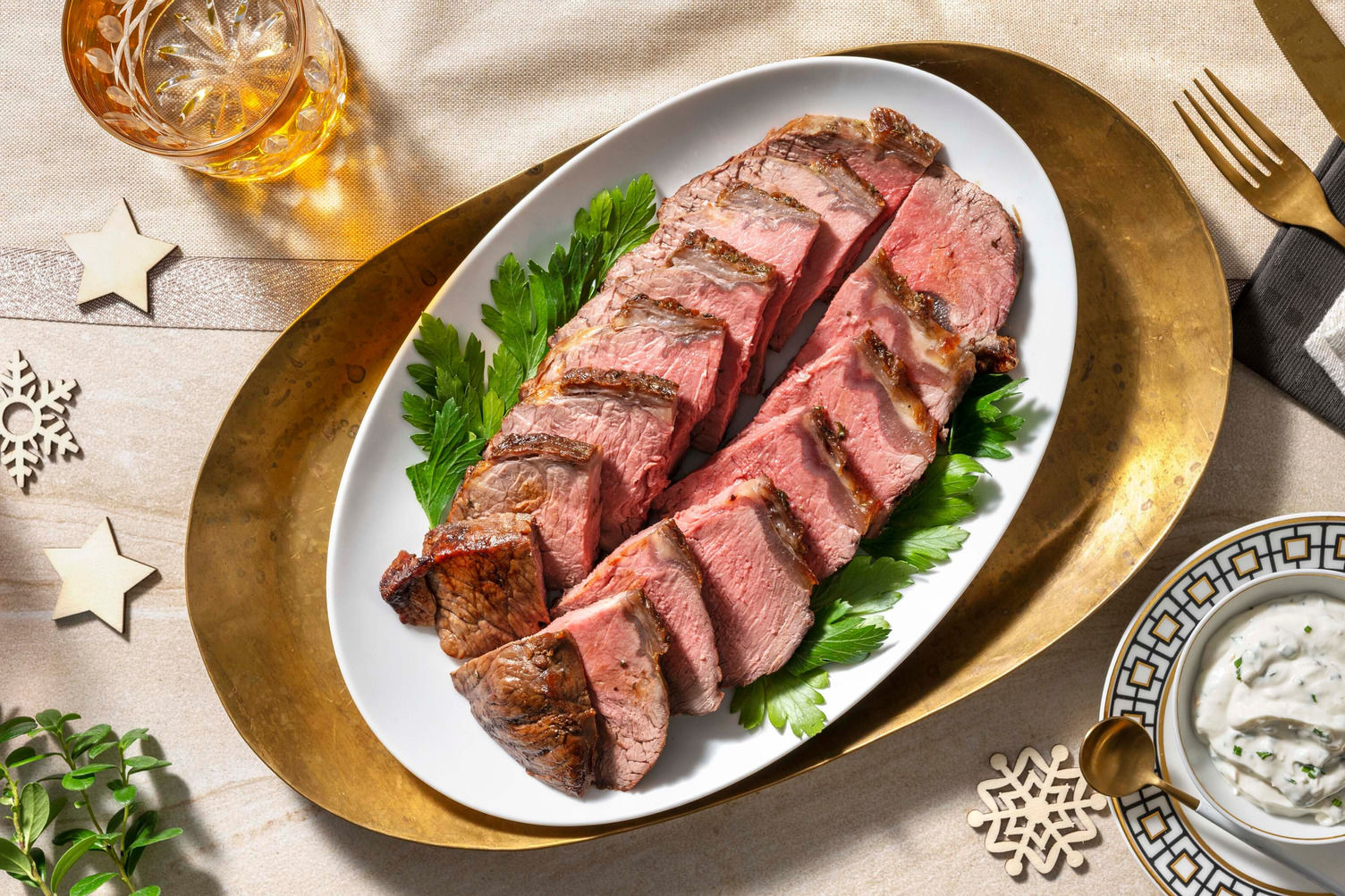 Rosbif de contre-filet à l’ail et au romarin Recette | HelloFresh