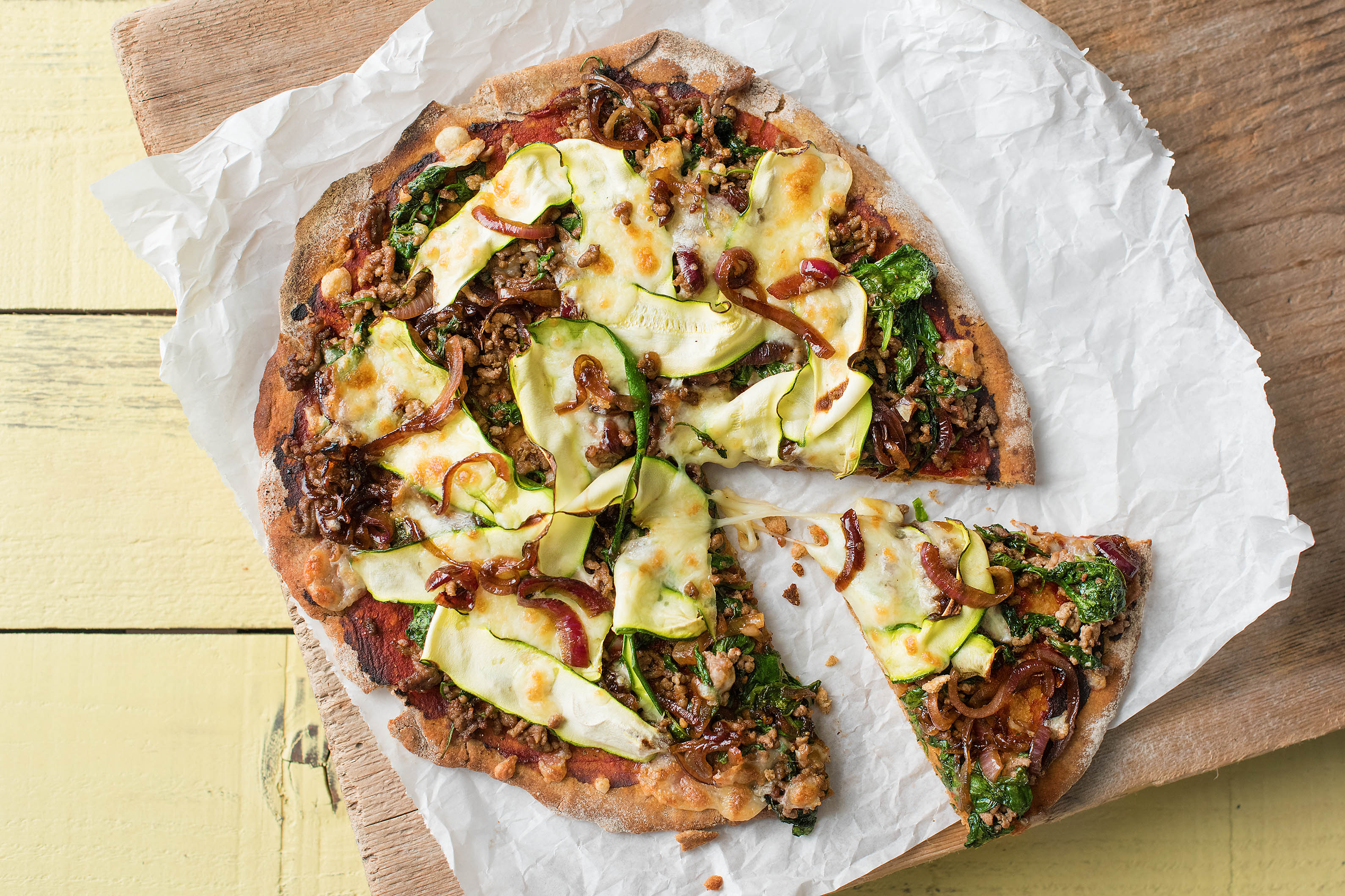 Beef and Caramelized Onion Pizza Recipe | HelloFresh