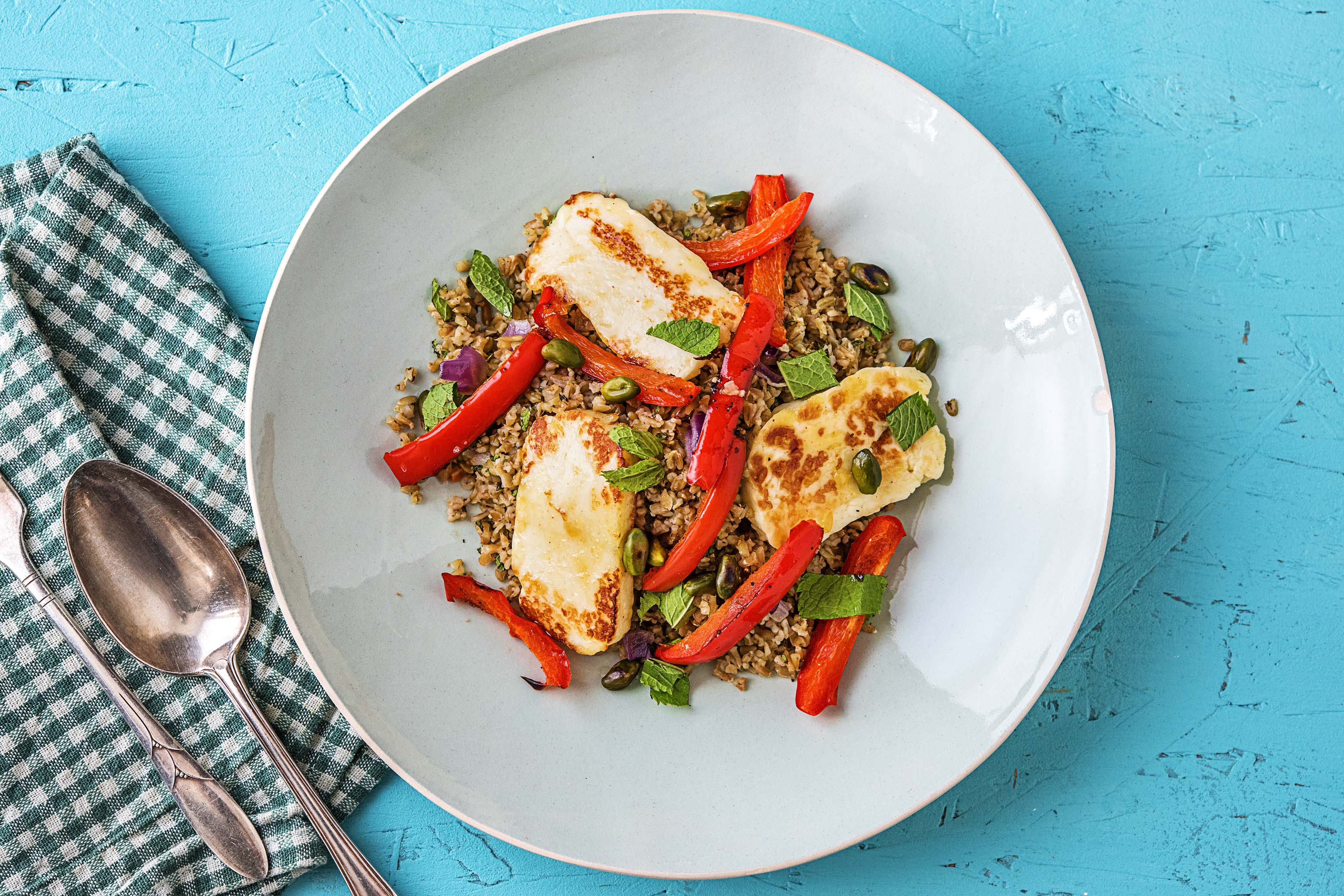 Halloumi with Mango Chutney & Freekeh Recipe | HelloFresh