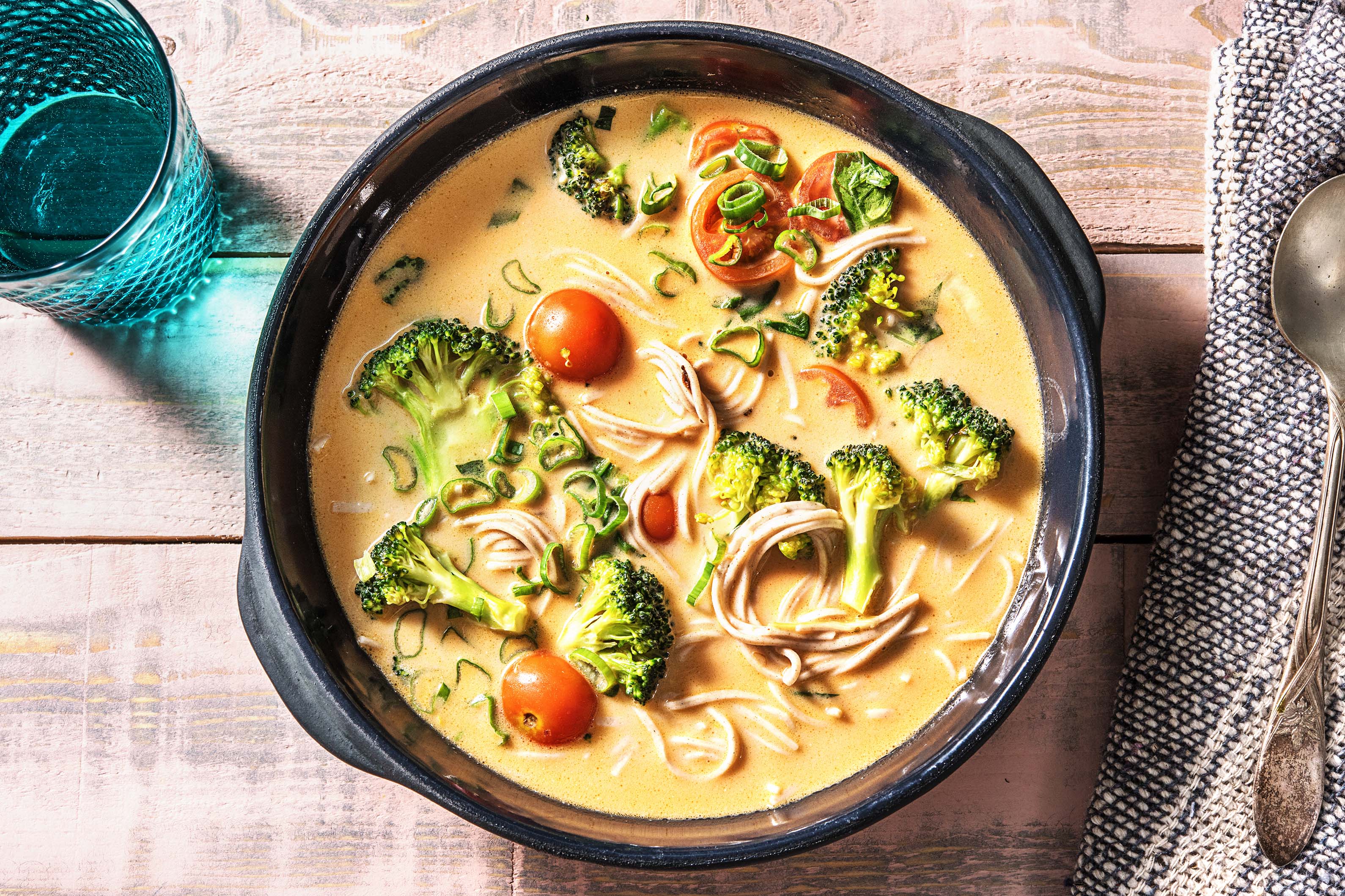 Massaman-Curry-Kokos-Suppe Rezept | HelloFresh