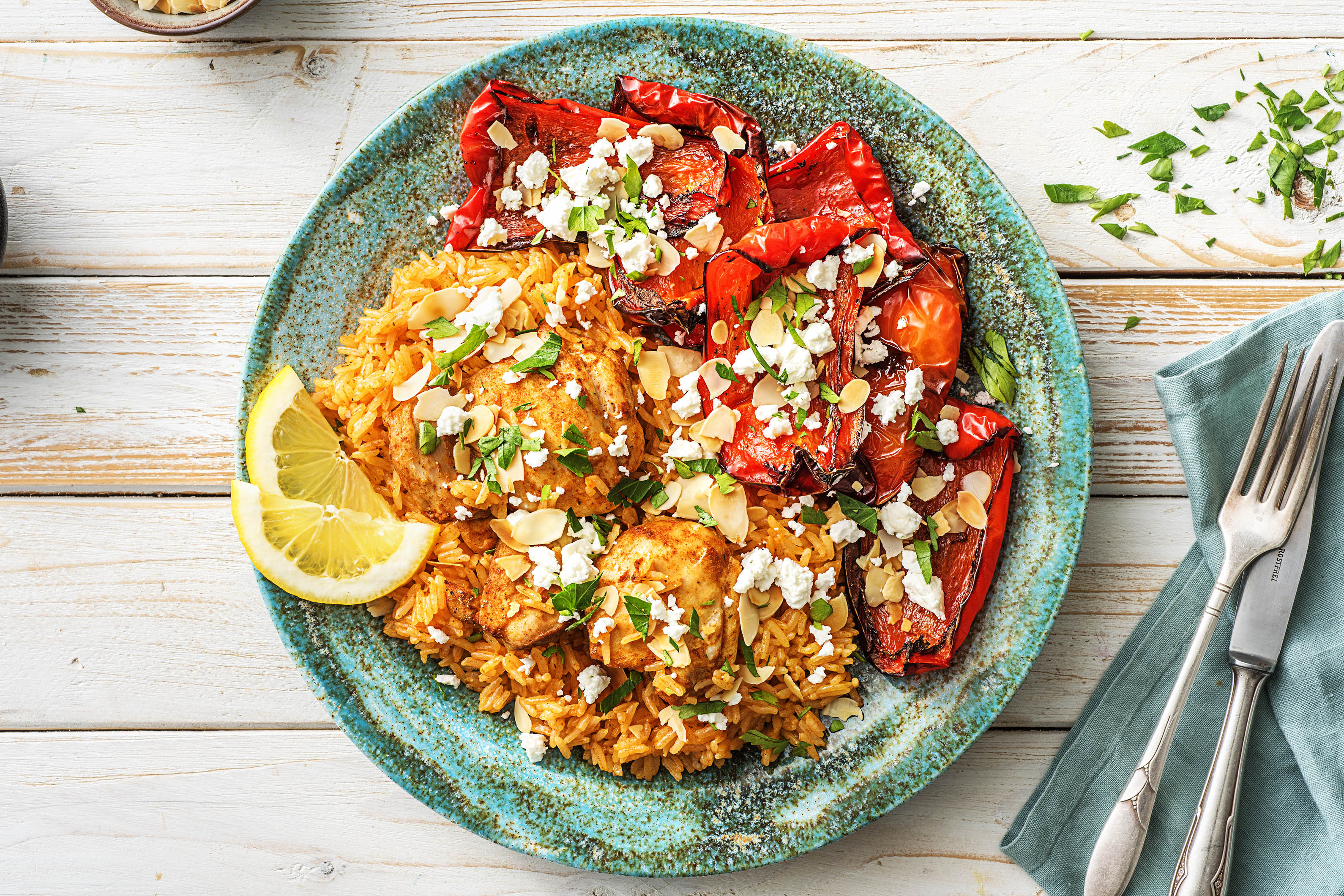 Kippendijfilet met gepofte paprika Recept | HelloFresh