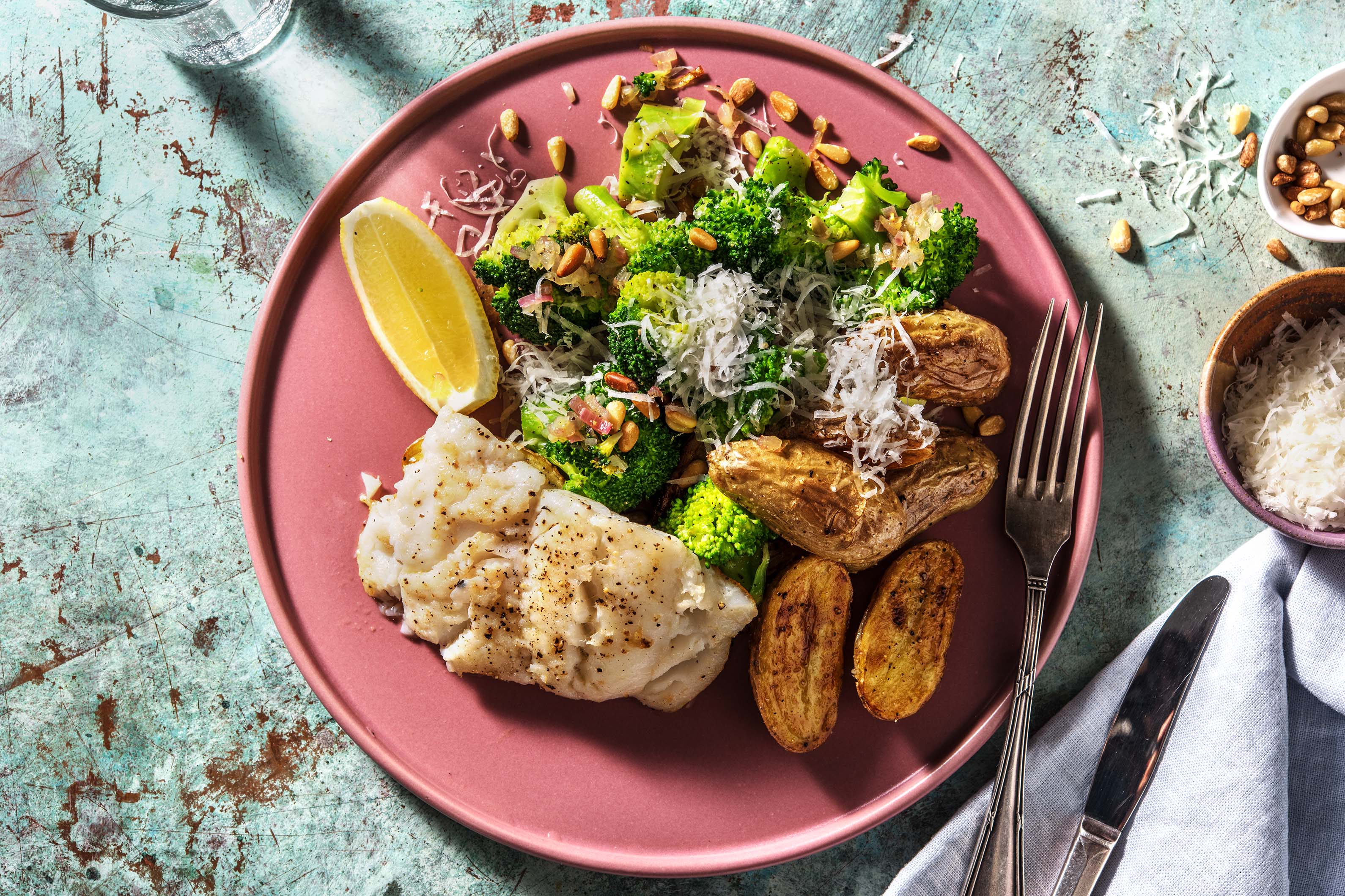 Brocoli et cabillaud poêlé Recette | HelloFresh