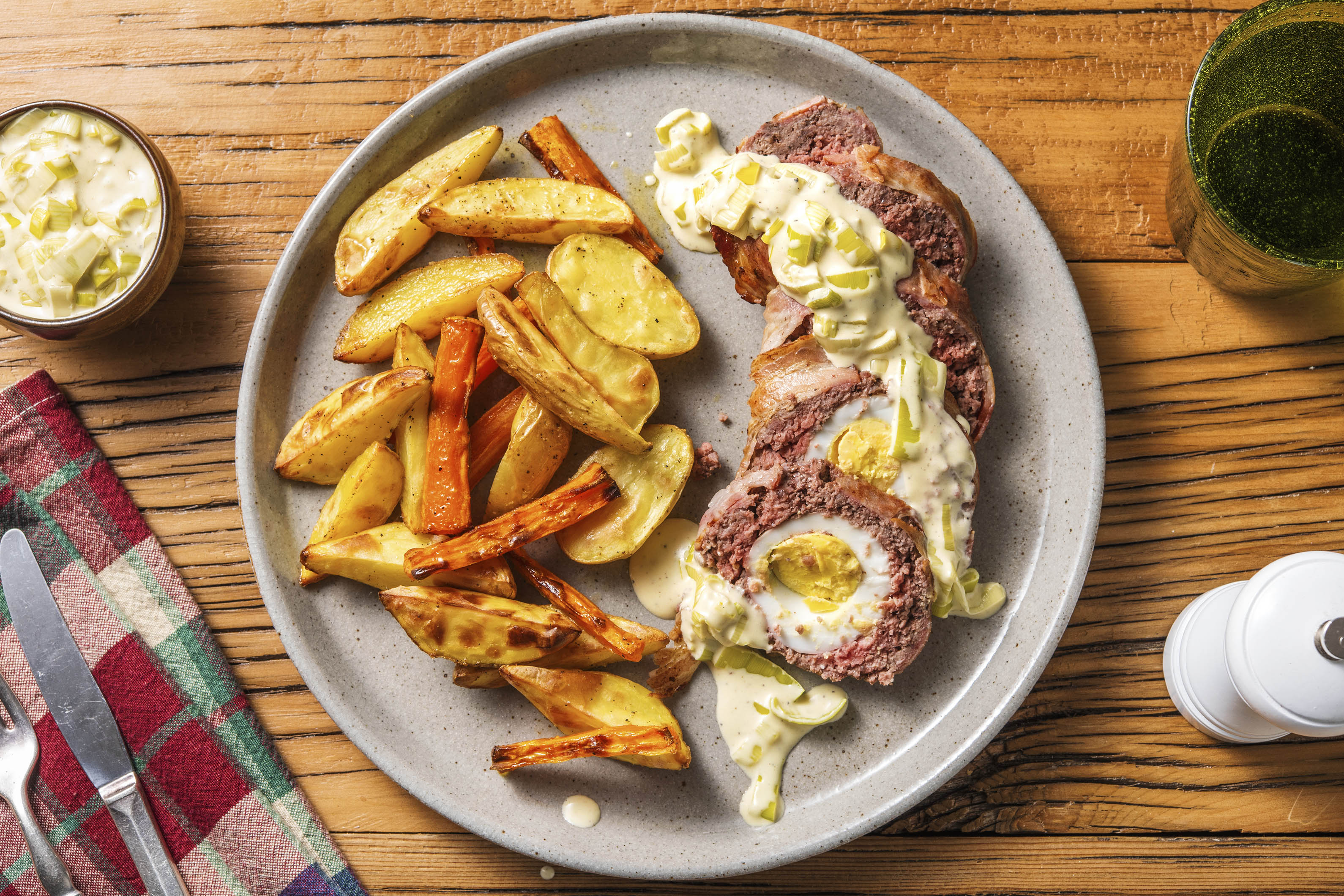 Falscher Hase: Mit Ei gefüllter Hackbraten Rezept | HelloFresh