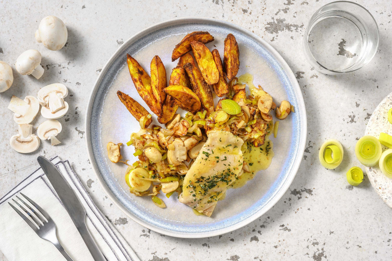 Gebakken victoriabaars met zelfgemaakte salieboter Recept | HelloFresh