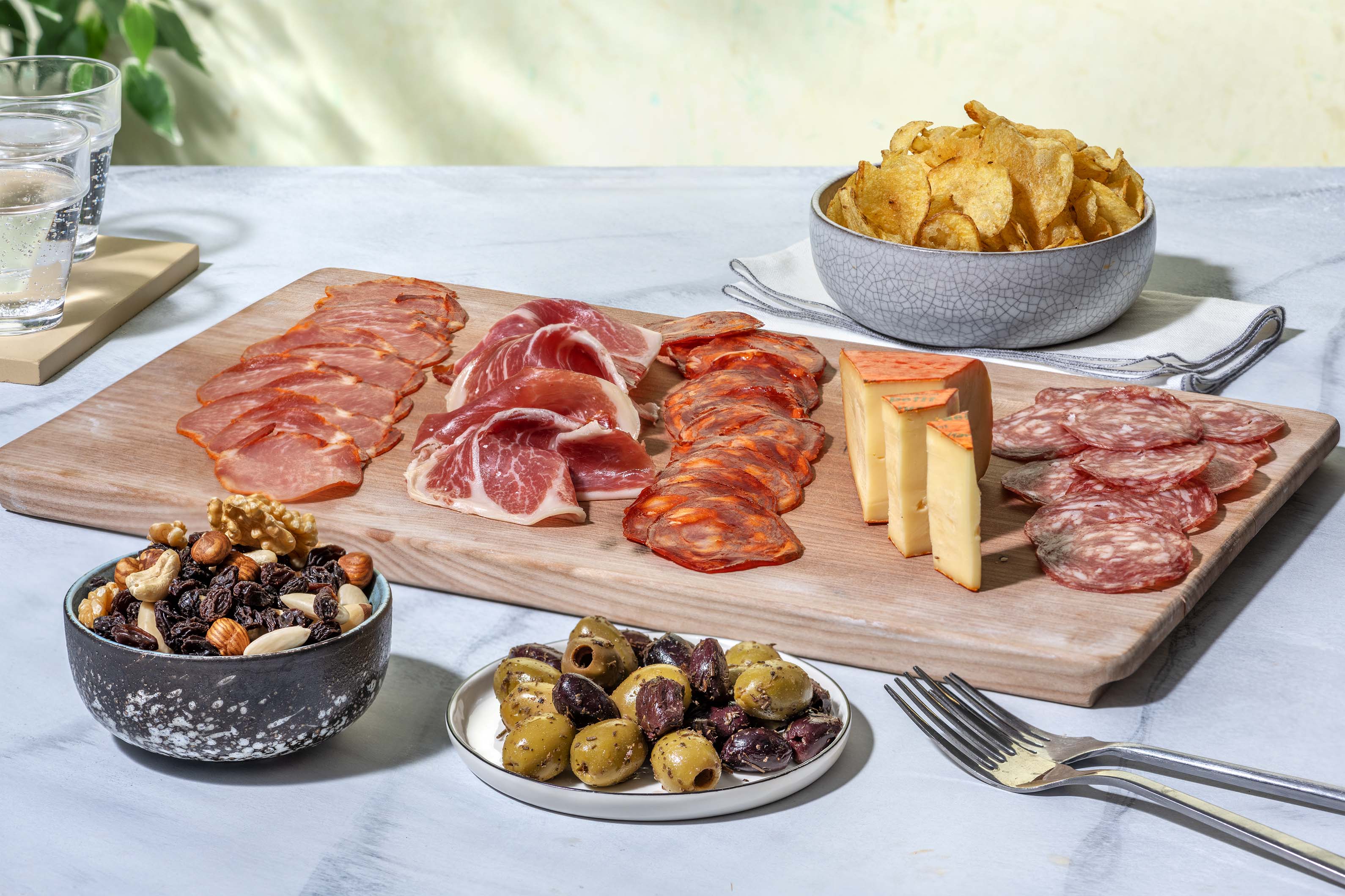 Borrelplank Recept | HelloFresh