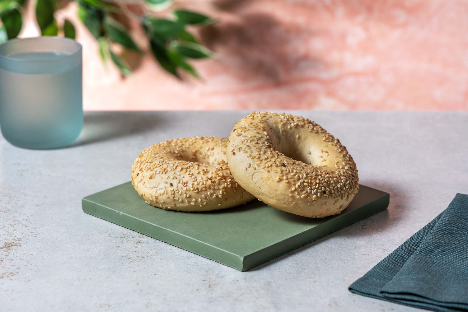 Bagel Sesam Recept | HelloFresh