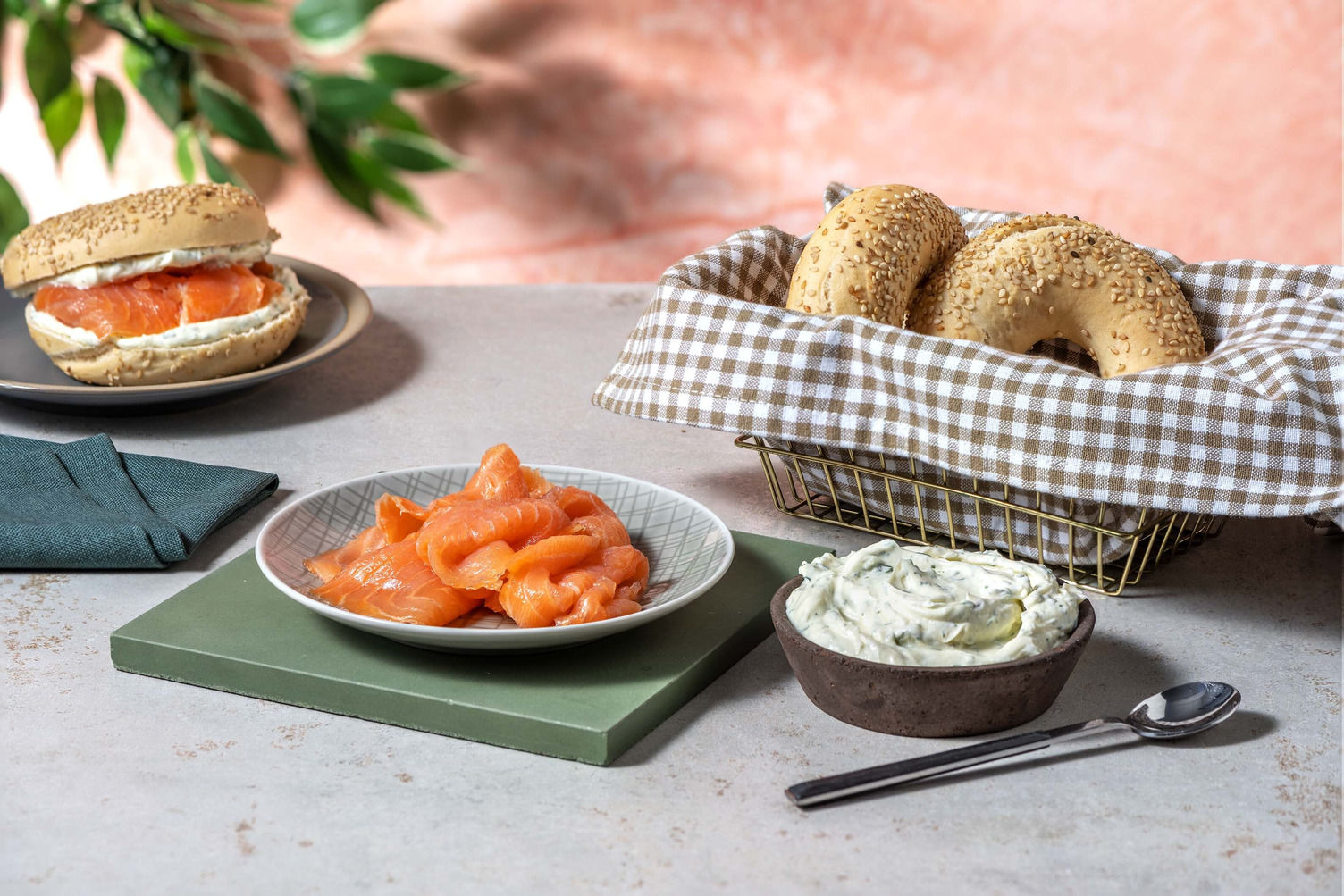 New York zalm bagel Recept | HelloFresh