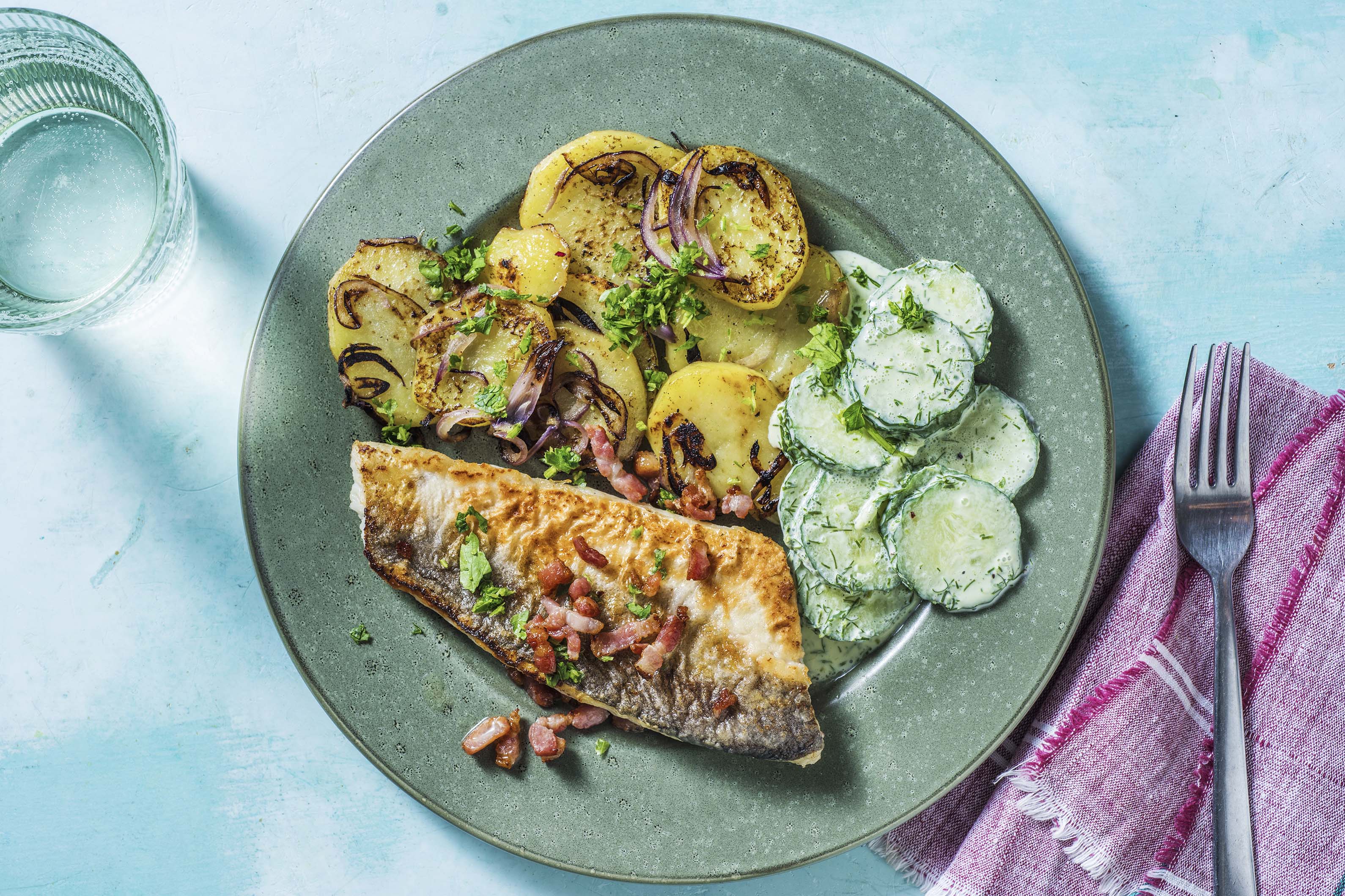 Fischfilet Finkenwerder Art mit Speckwürfeln Rezept | HelloFresh