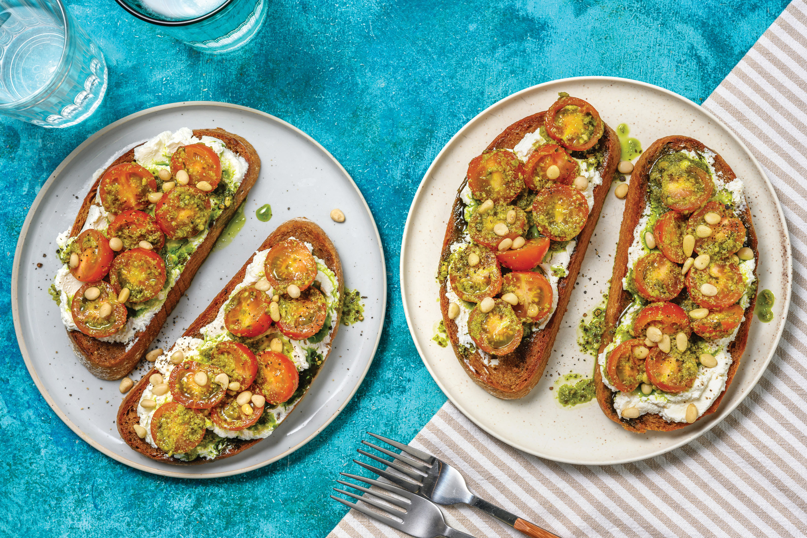 Cherry Tomato, Pesto & Ricotta Toast Recipe | HelloFresh