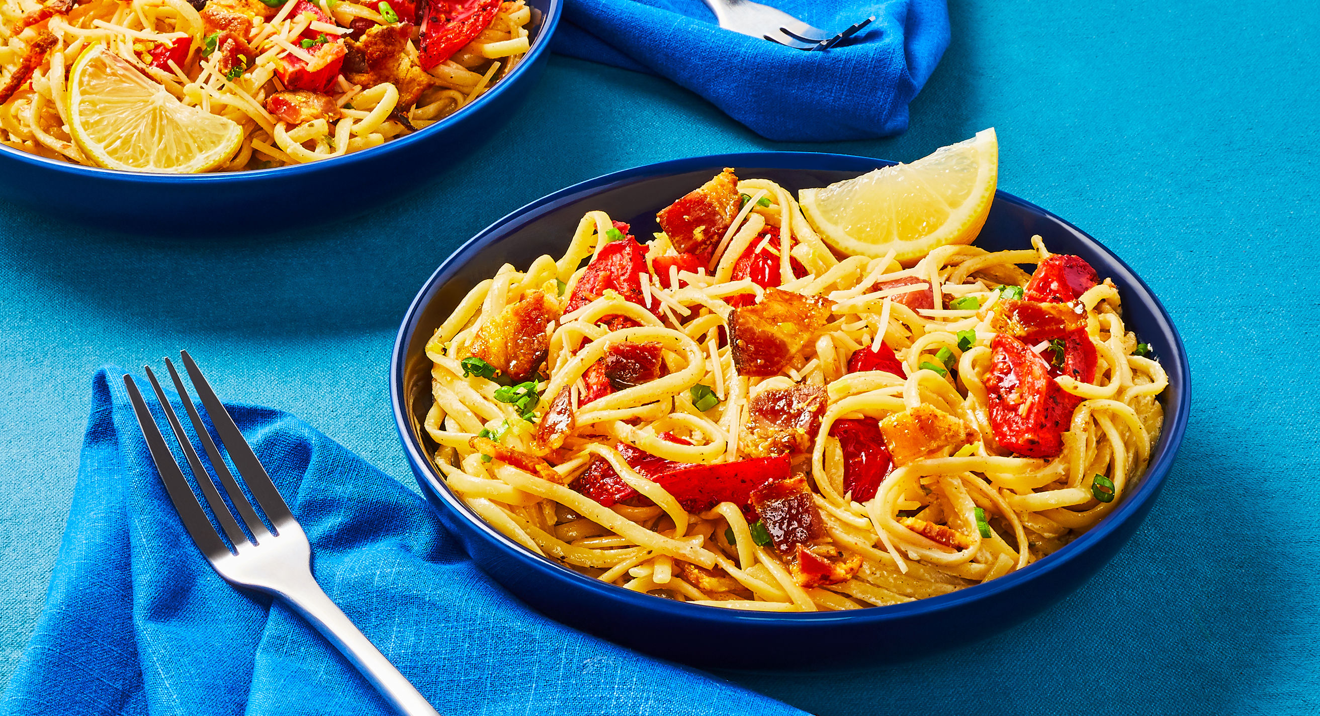 Bacon & Roasted Tomato Linguine Recipe | HelloFresh