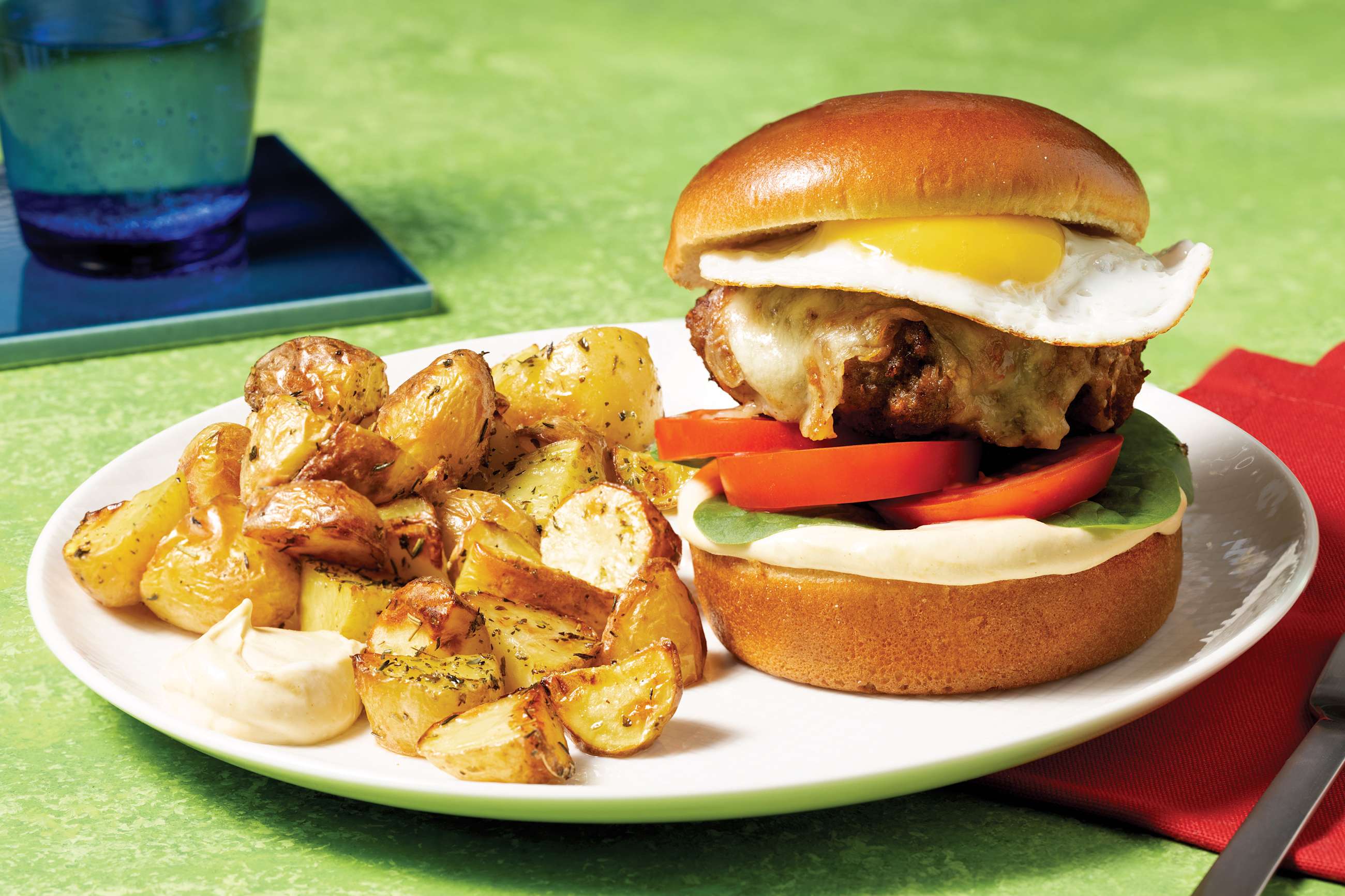 English Pork Brekky Burger Recipe | HelloFresh