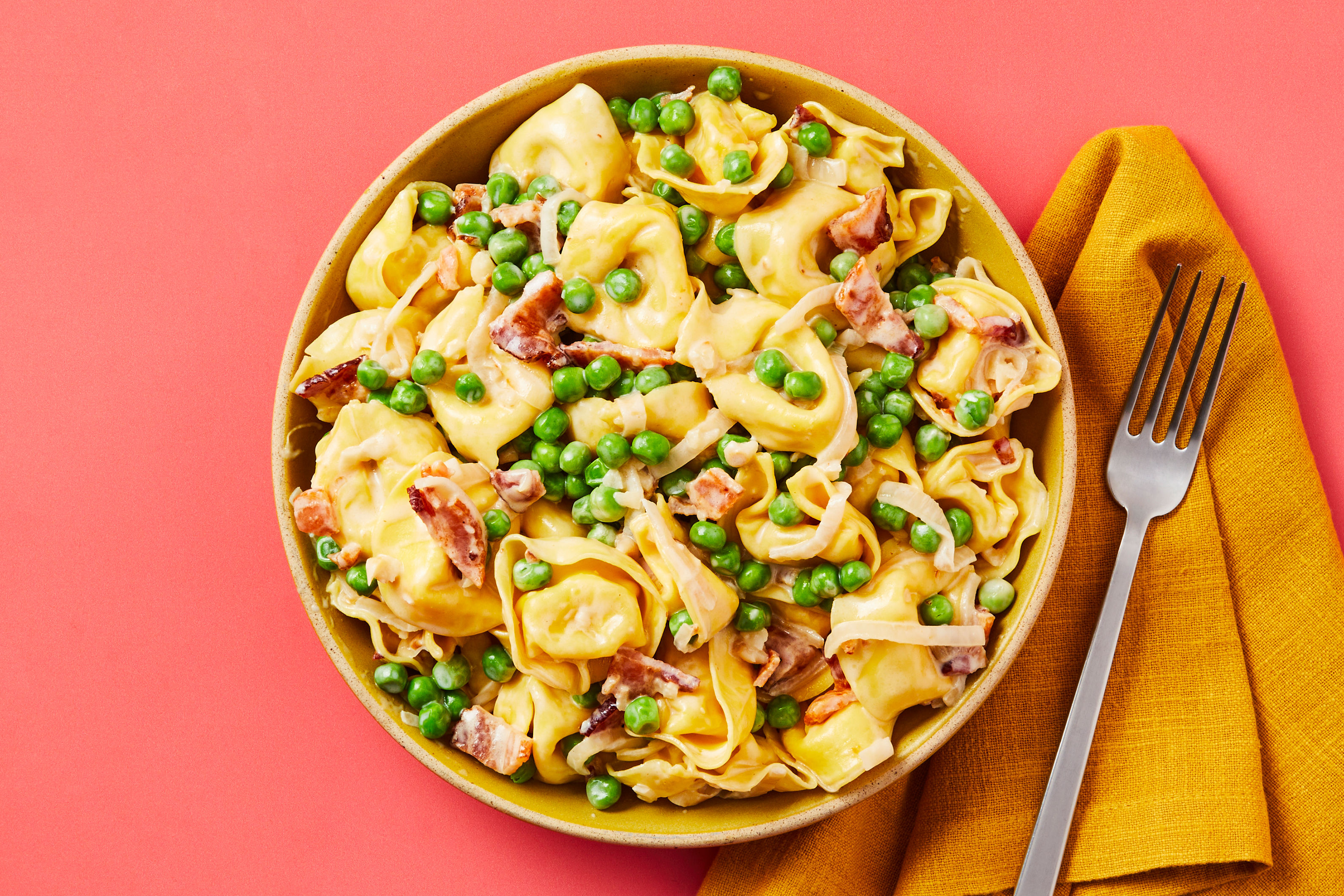 Tortelloni with Peas & Bacon Recipe | HelloFresh