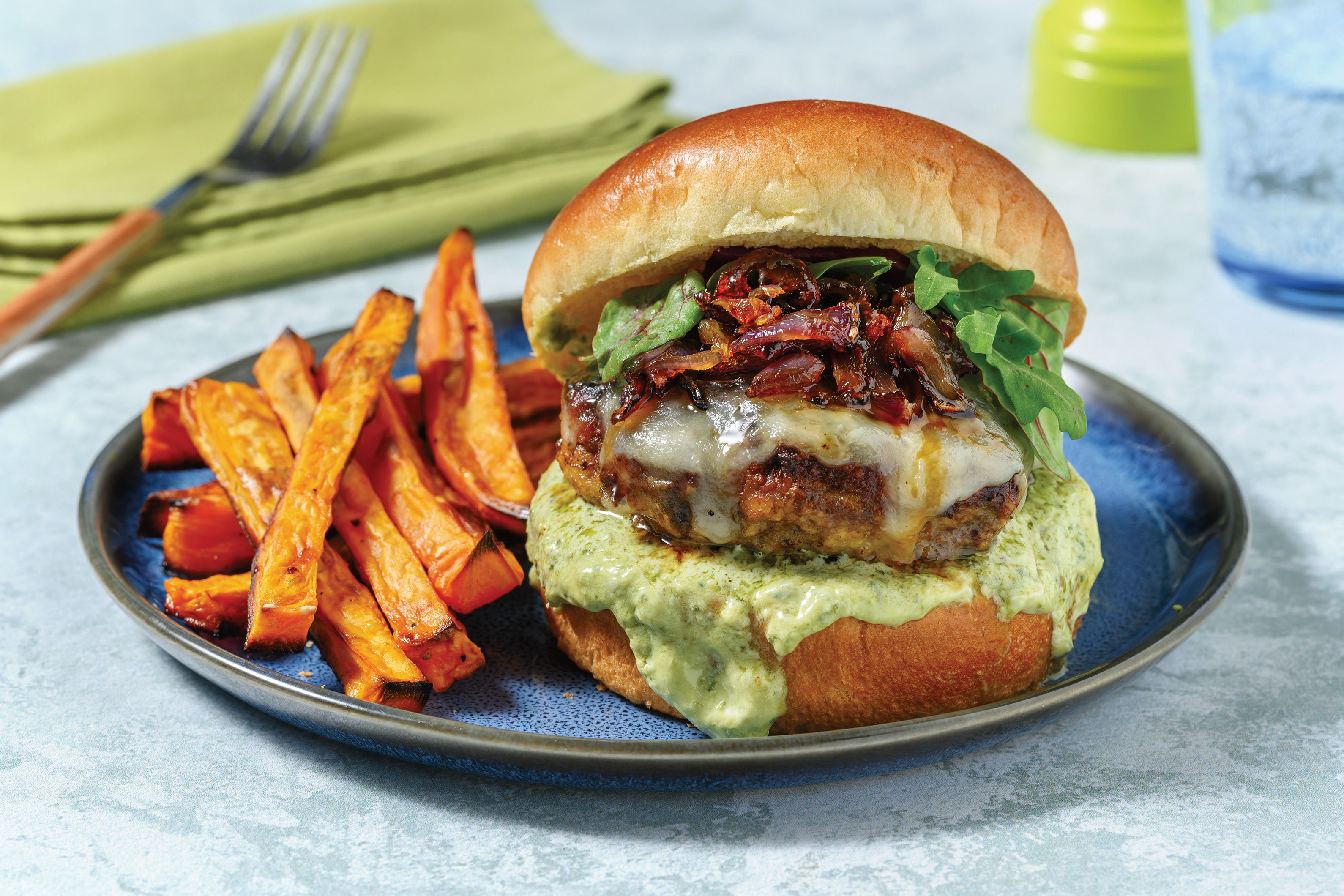 Cheesy Beef & Creamy Pesto Burger Recipe | HelloFresh