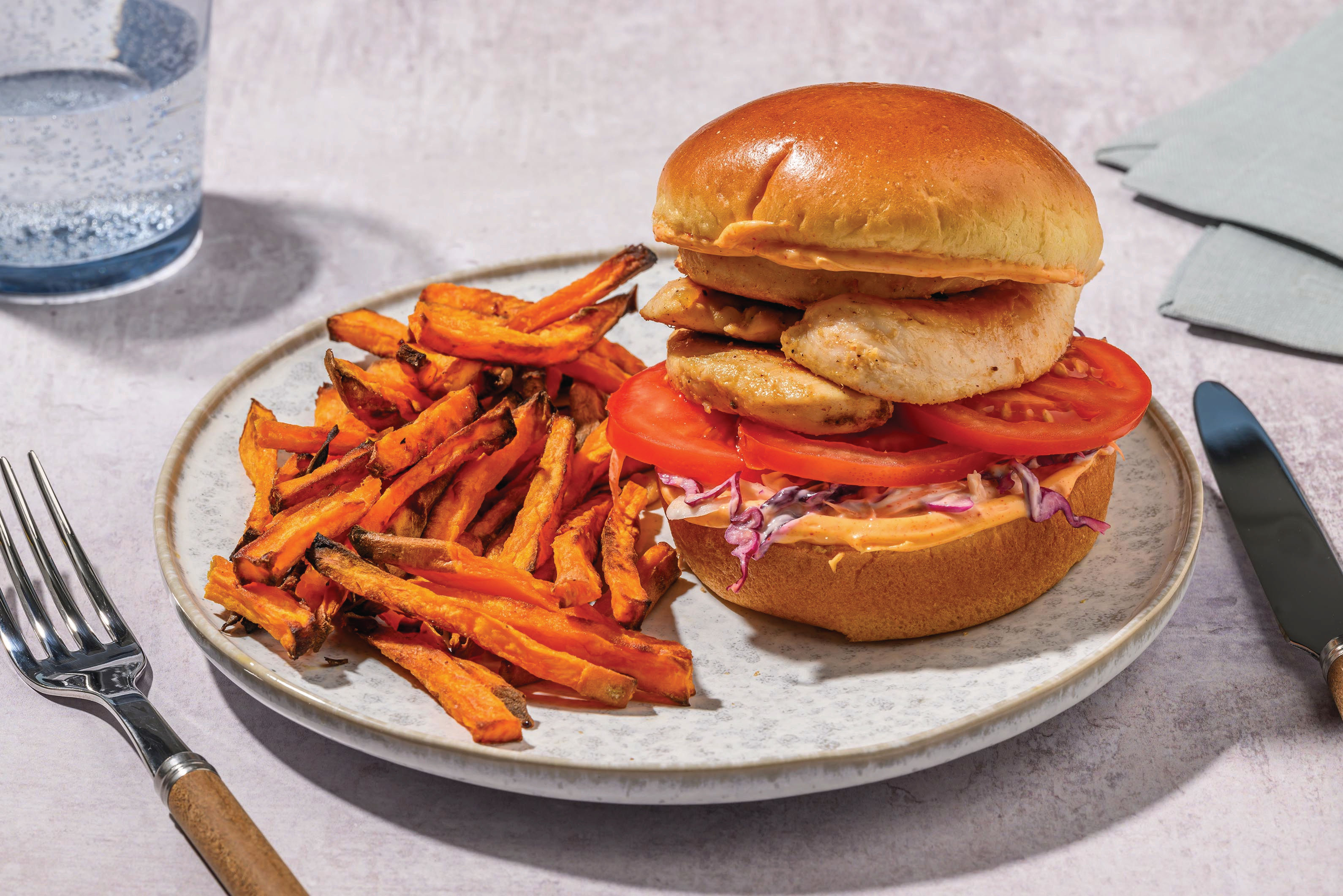 American-Spiced Chicken & Haloumi Burger Recipe | HelloFresh