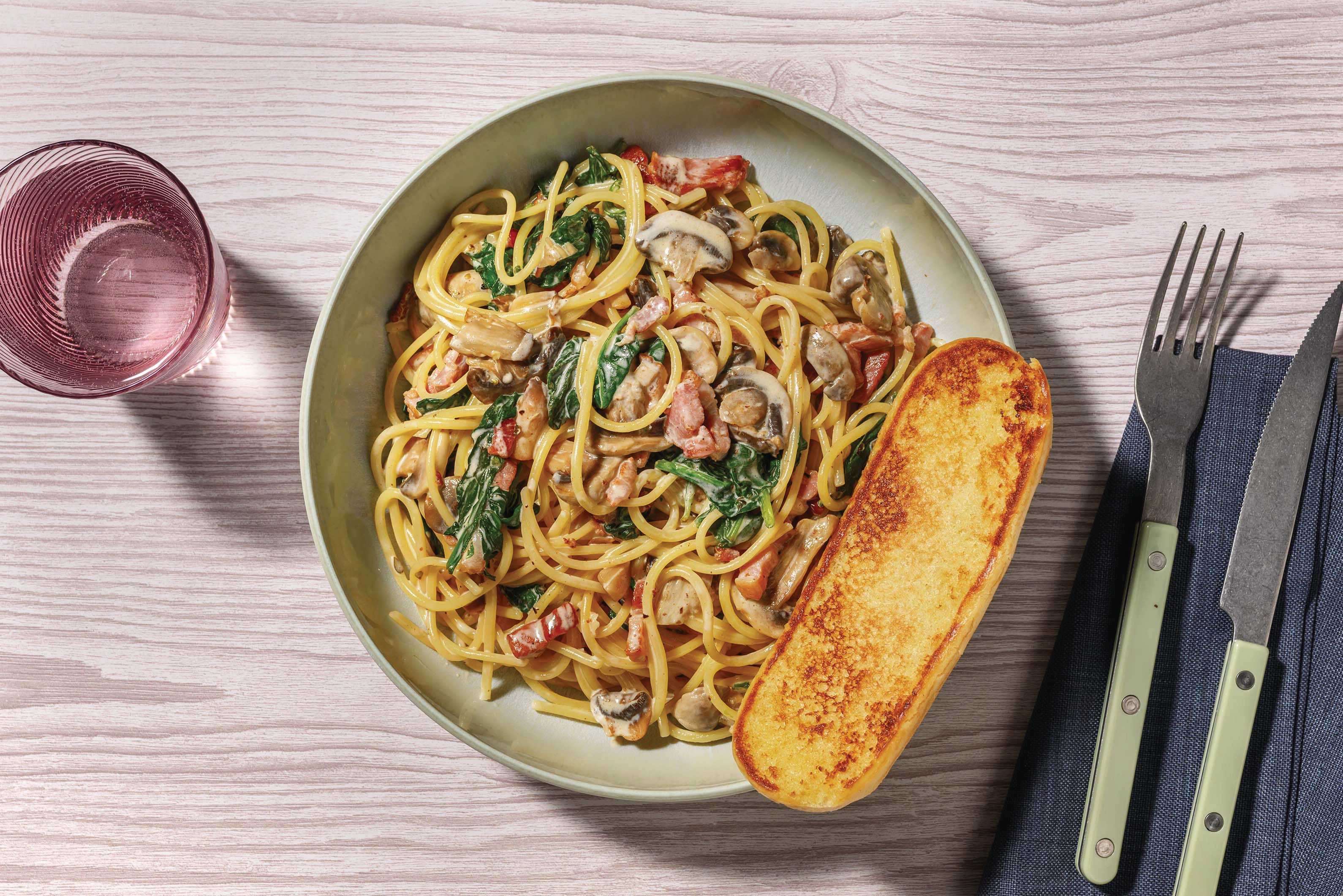 HelloHero: Easy Chicken Bacon & Mushroom Boscaiola Recipe | HelloFresh