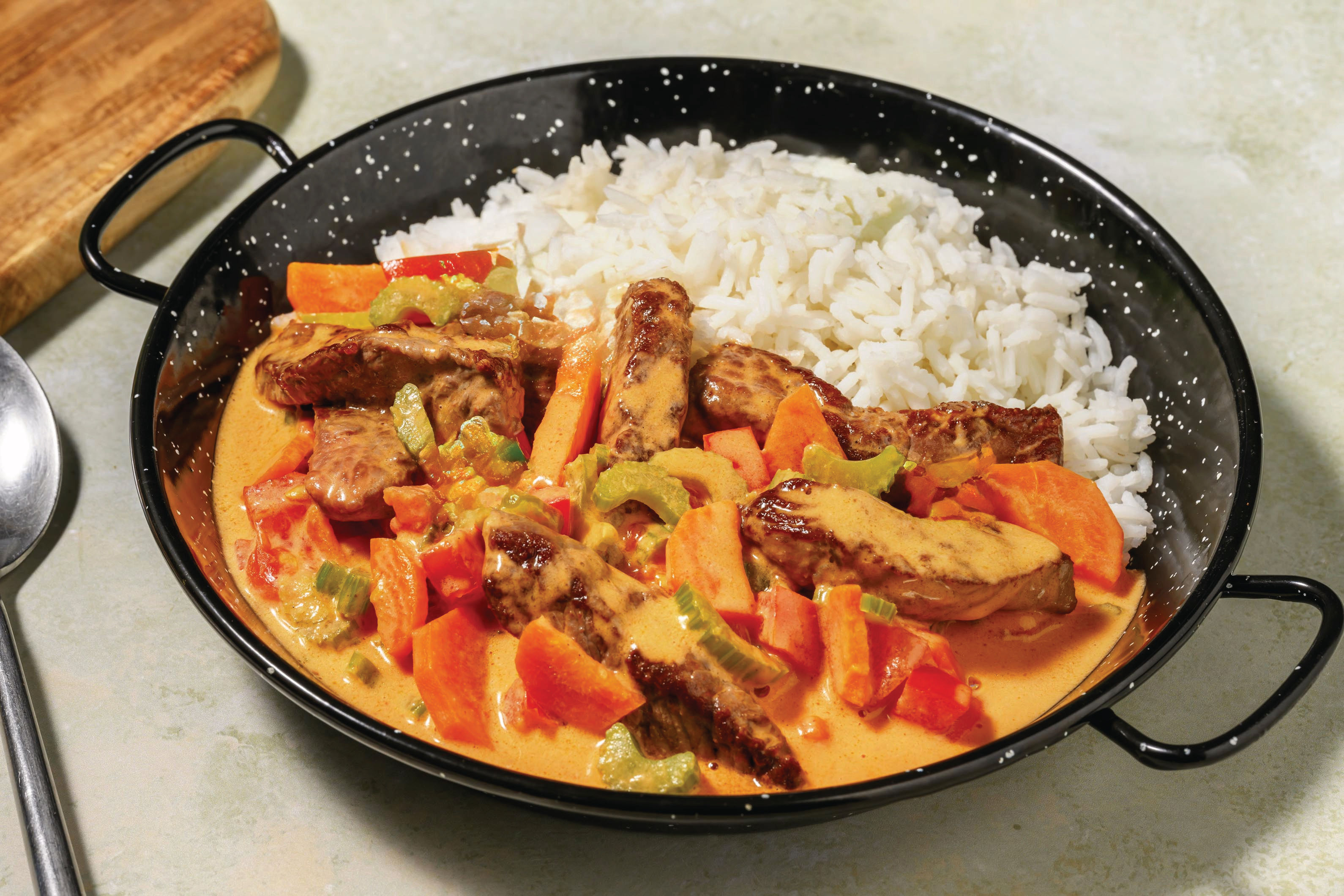 Double Mumbai Coconut Beef & Veggie Curry Recipe | HelloFresh