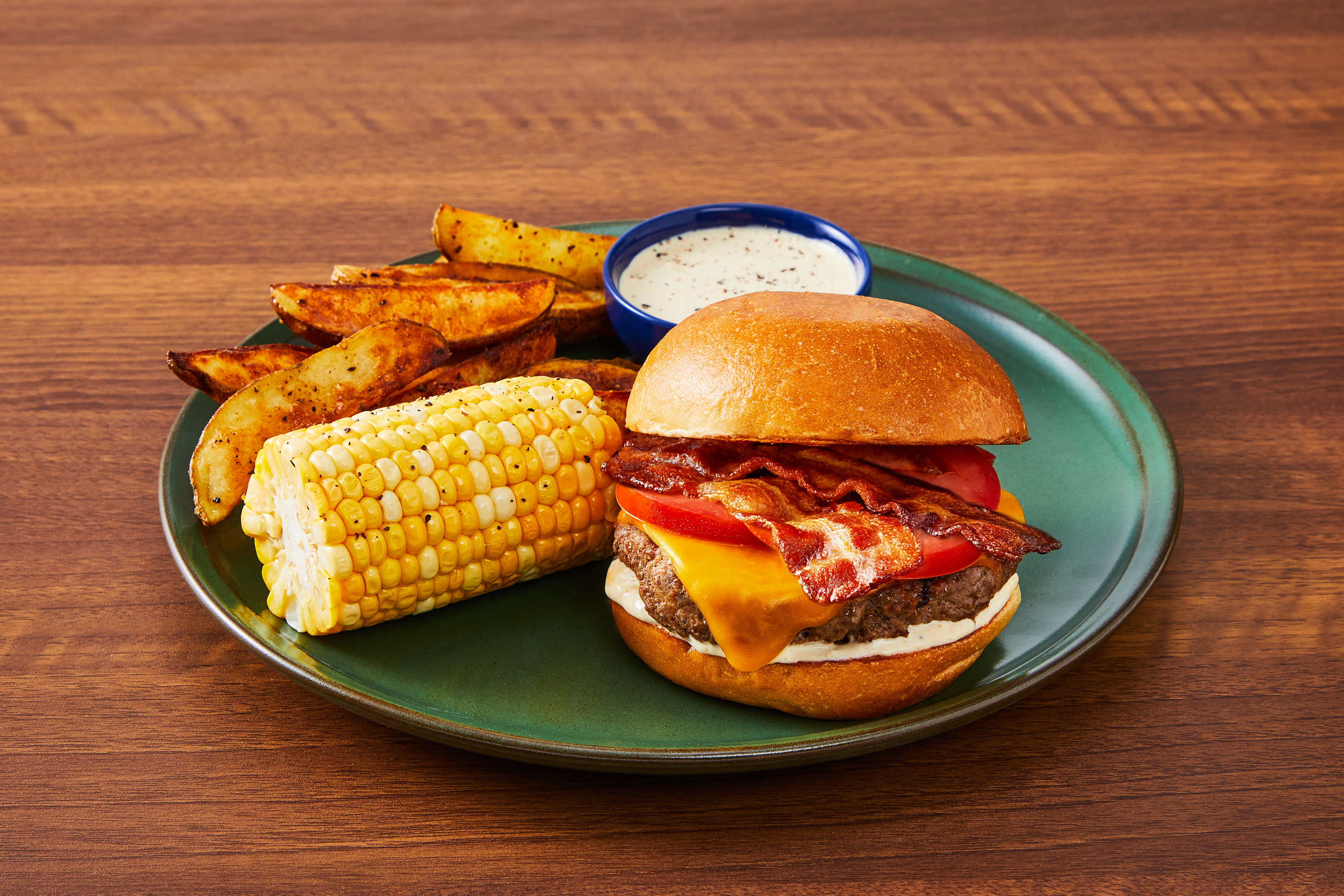 Chesapeake Cheddar Burgers & Bacon Recipe | HelloFresh