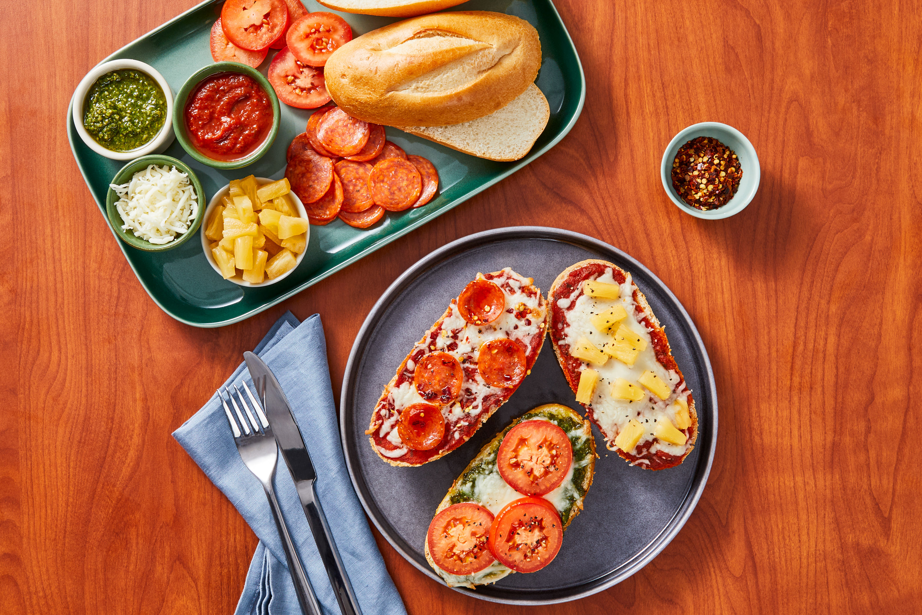 French Bread Pepperoni Pizza Bar Recipe | HelloFresh