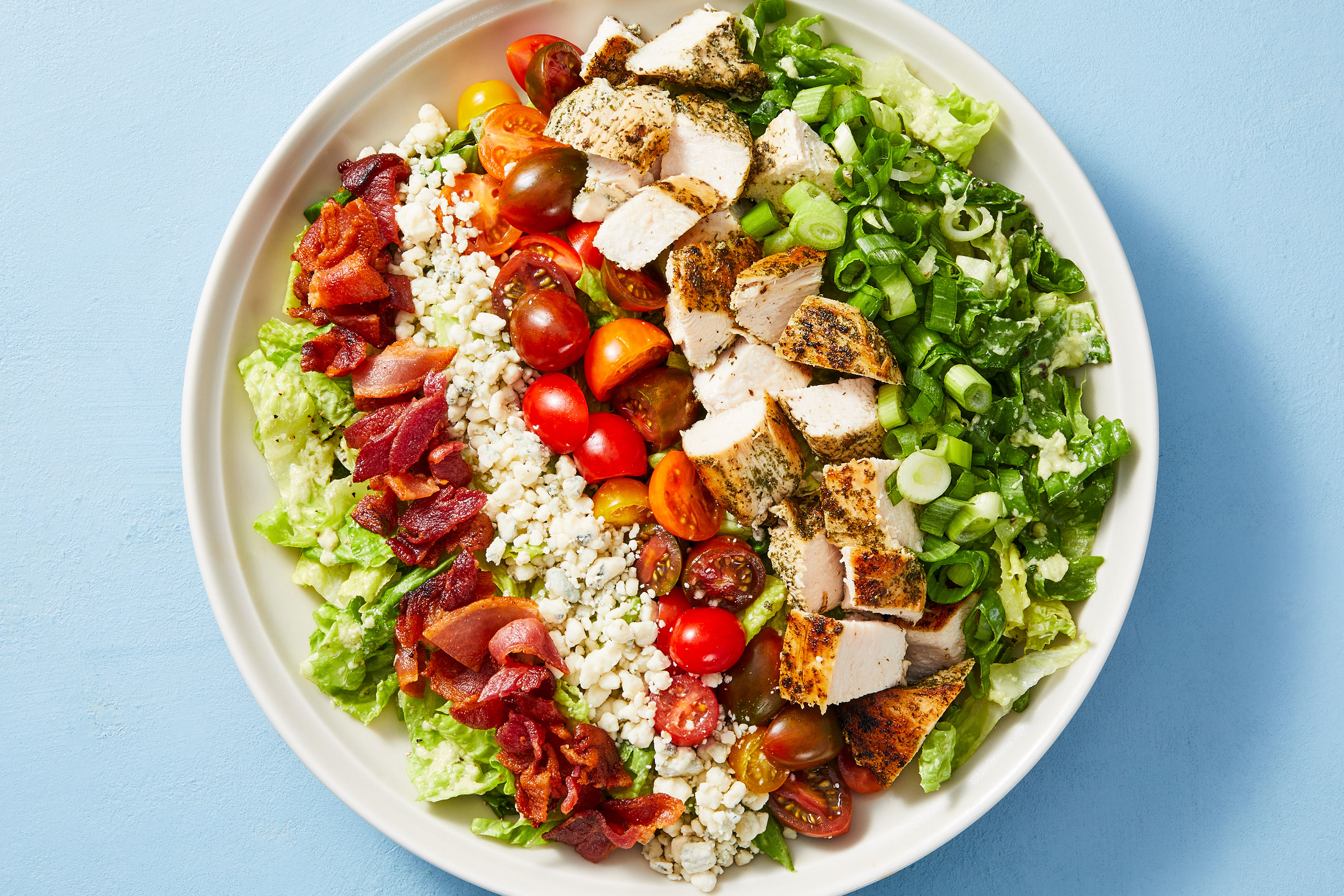 Chicken & Bacon Twisted Cobb Salad Recipe | HelloFresh