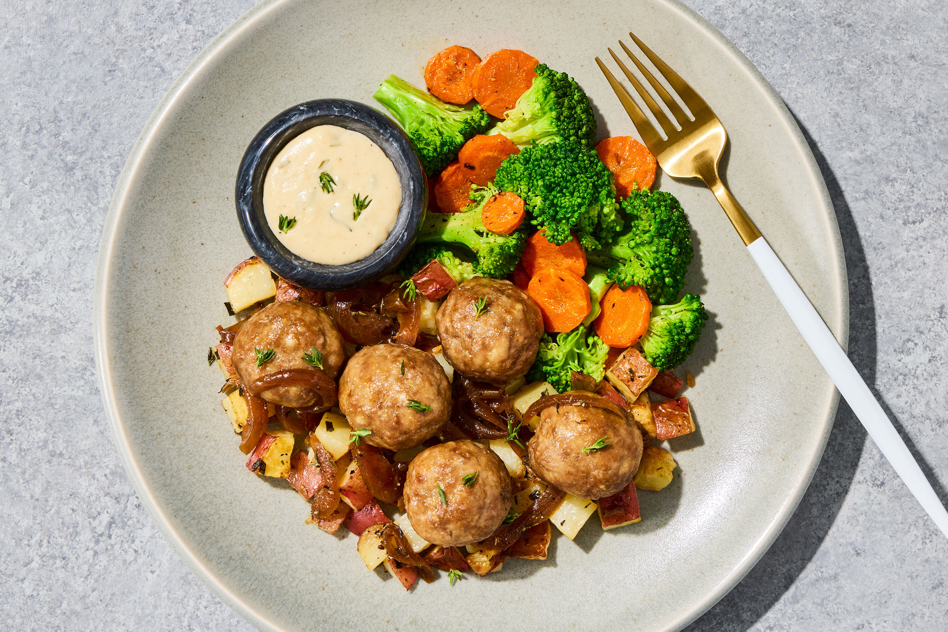 Caramelized Onion Meatballs Recipe | HelloFresh