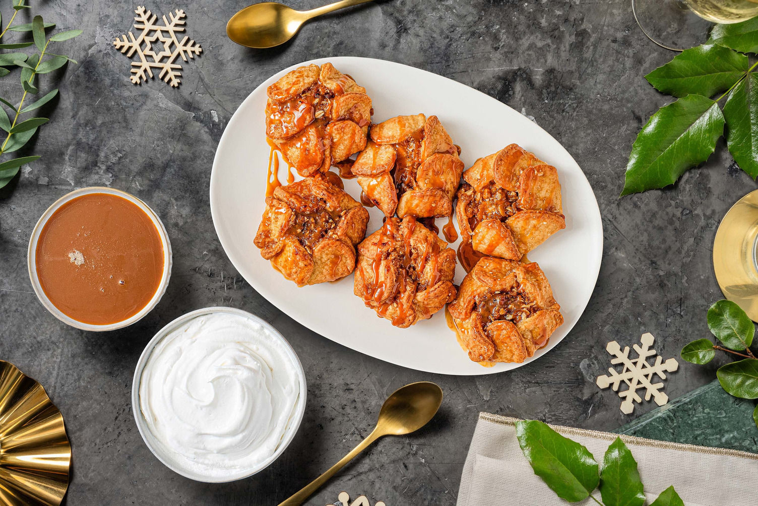 Crumble Crunch Apple Blossoms® Recipe | HelloFresh